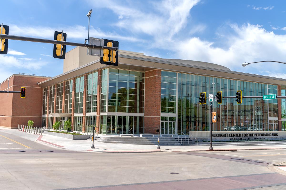 Hometown | Golden Oaks Village of Stillwater